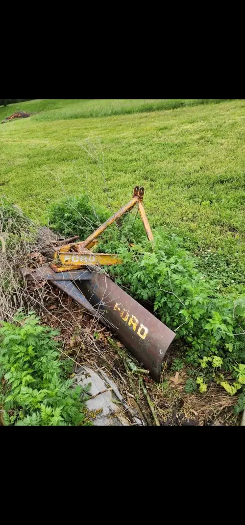 Jack and Betty Lewis Living Estate Auction | McGinnis Auction | Kansas Jack and Betty Lewis Living Estate Auction | McGinnis Auction | Kansas